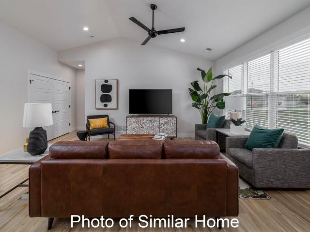 1400 Colonial Court