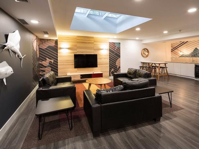 1400 E. 57th Street 3 Bedroom Apartment for Rent at 1400 E 57th St, Chicago, IL 60637 Hyde Park