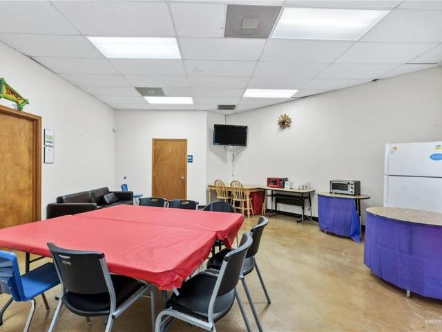 1400 E Ridge Road 2