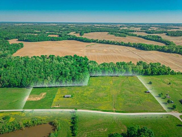 1400 Greenfield Ln, New Harmony, IN 47631