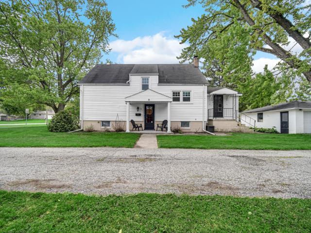 1400 Lincoln St, Hobart, IN 46342 | MLS #838147 | Compass