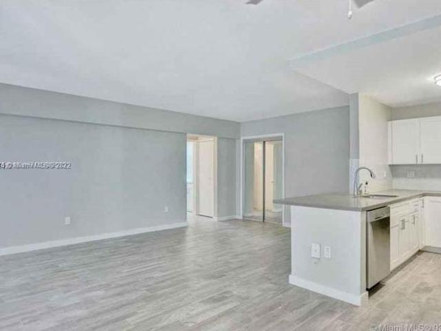 1400 Pennsylvania Ave #18 Miami Beach, FL 33139