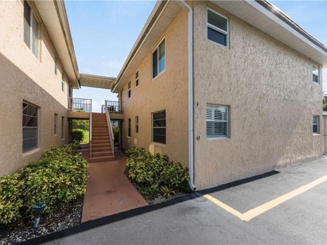 1400 Pompei Ln, Unit 43, Naples, FL 34103 | MLS #225066