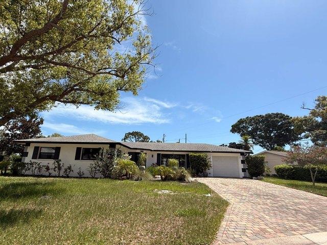 1400 st Ave, Seminole, FL 33776