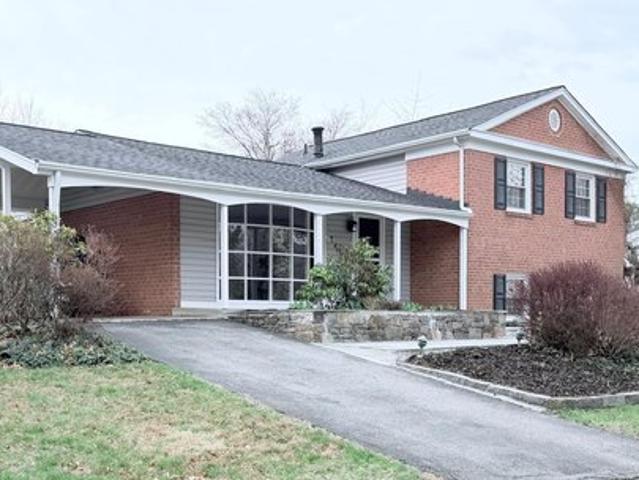 1400 Stratton Dr, Rockville, MD 20854