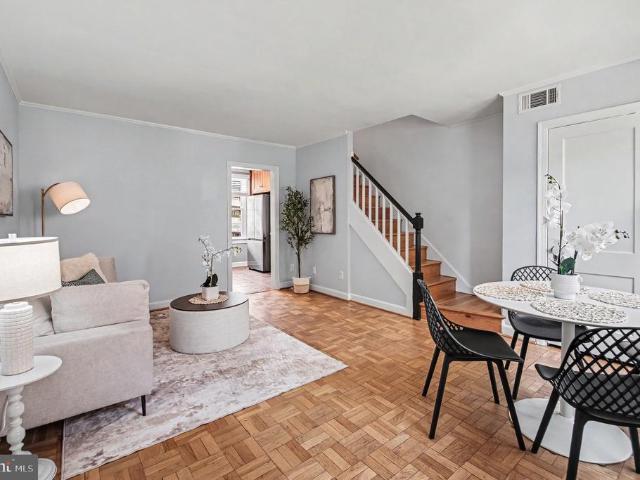1400 S Barton Street # 419