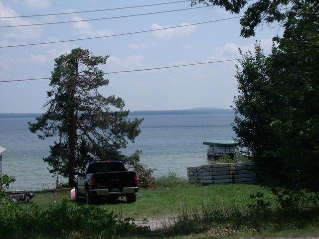 1400 Topinabee Shore Dr, Topinabee, MI 49791
