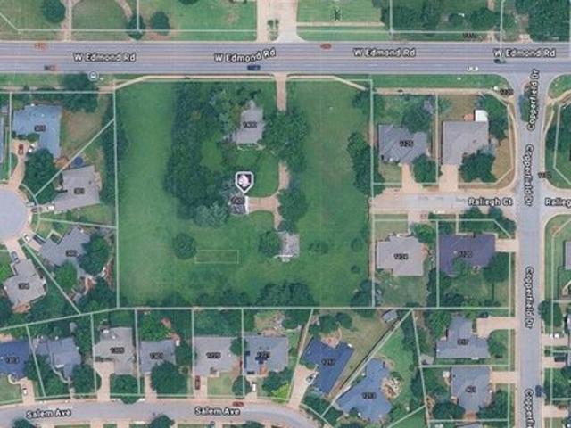 1400 W 3rd St, Edmond, OK 73003