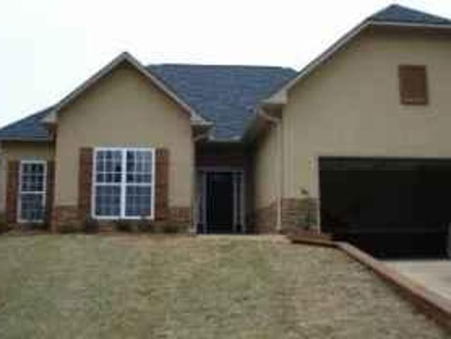 $1400 / 4br 2 BA, 1600 sq.ft. home in The Preserve Subdivision 2207 Red Tail Lane map
