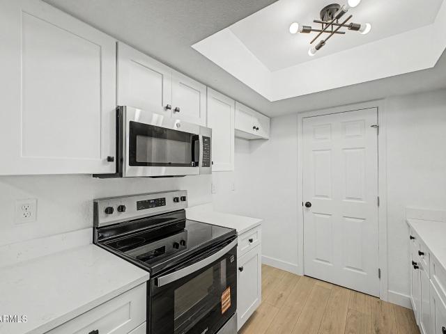 14010 N 54TH Drive