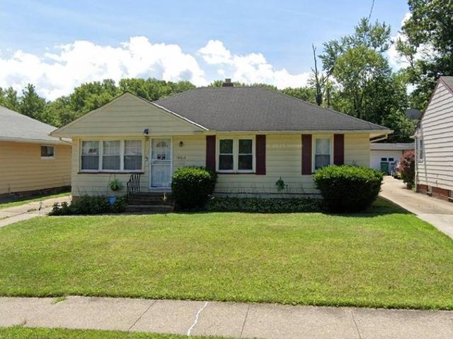 14012 Wheeler Rd, Maple Heights, OH 44137