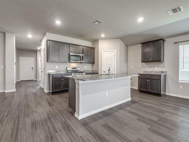 14017 The Brook Blvd, Piedmont, OK 73078