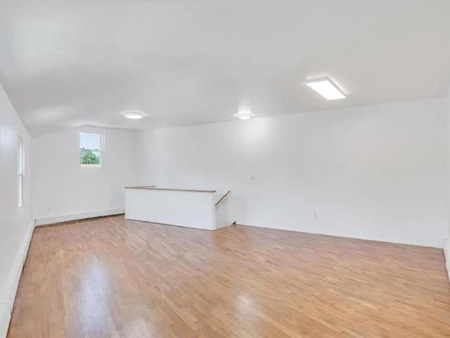 14014 Charles Lane
