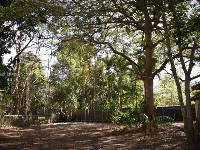 14015 NE 11th Ave, North Miami, FL 33161 | MLS #A11969
