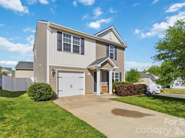 14015 Rory Glen Ln, Charlotte, NC 28215 | MLS #4365 | Compass
