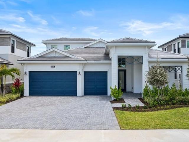 14019 Bastille St, Palm Beach Gardens, FL 33412