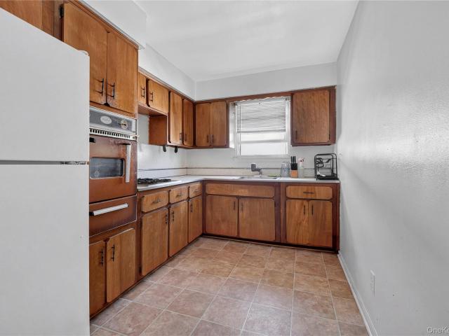 14019 Sutter Avenue