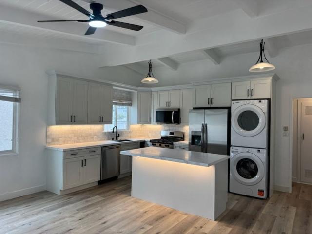 1401 Manhattan Beach Blvd