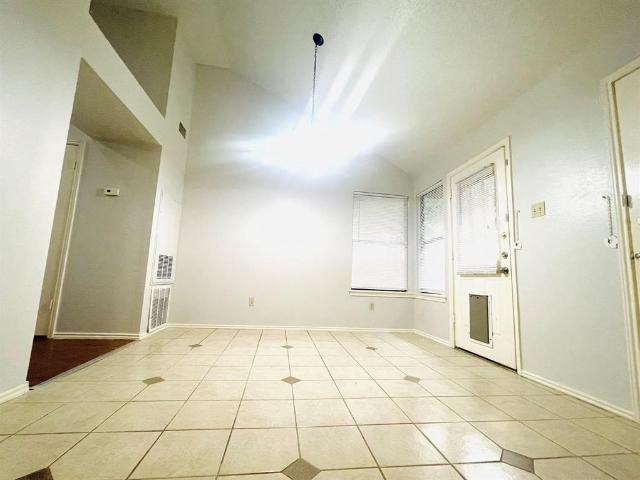 1401 Marigold Drive