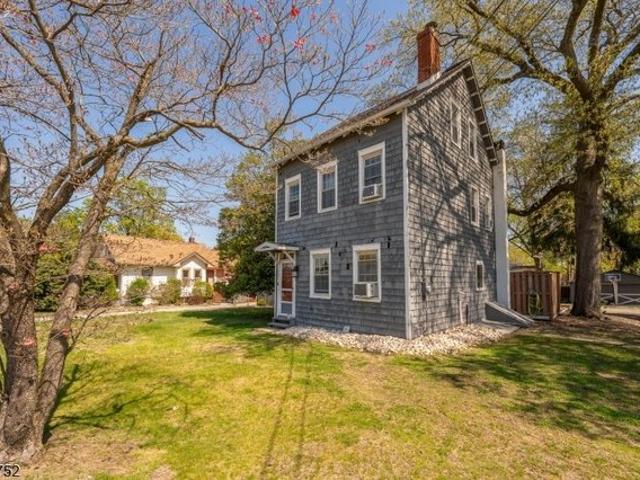 1401 Mount Holly Rd, Burlington Township, NJ 08016