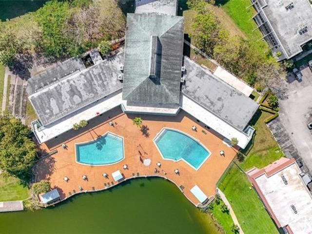 1401 NE Miami Gardens Dr Apt 286, Miami, FL 33179