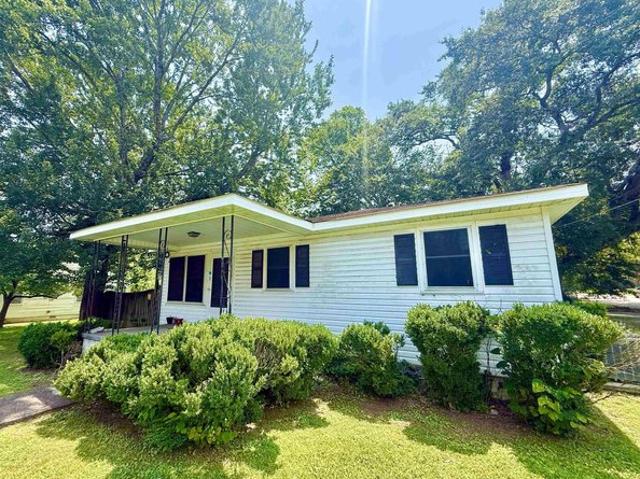 1401 North St SE, Decatur, AL 35601