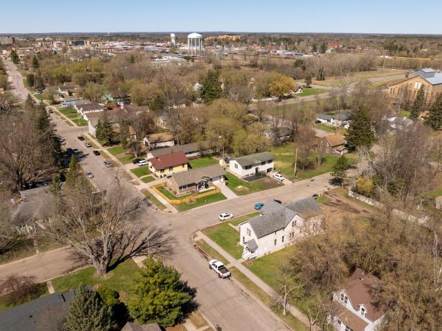 1401 Norwood St