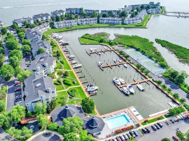 1401 Oyster Cove Drive