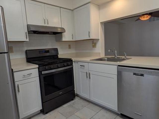 1401 Aberdeen Lane