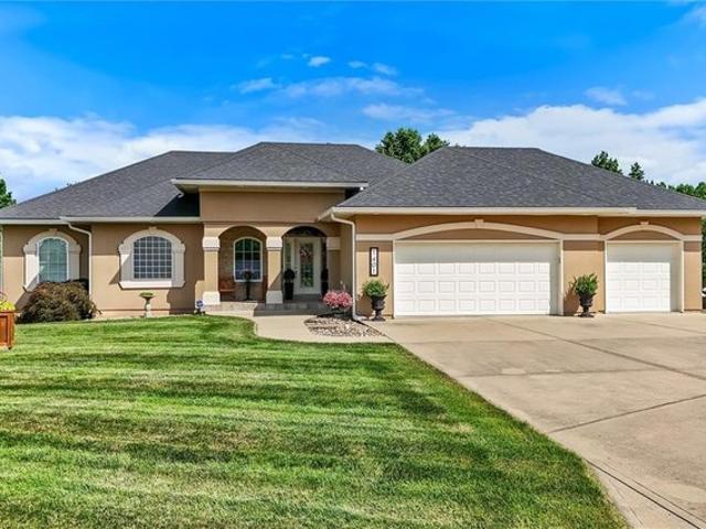 1401 Ann Cir, Excelsior Springs, MO 64024