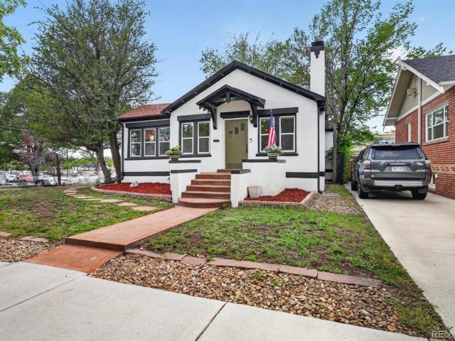 1401 Ash Street