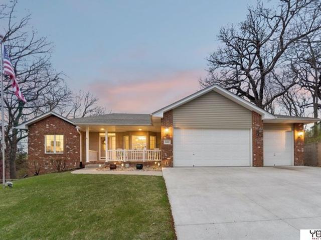 1401 Beaver Lake Blvd, Plattsmouth, NE 68048