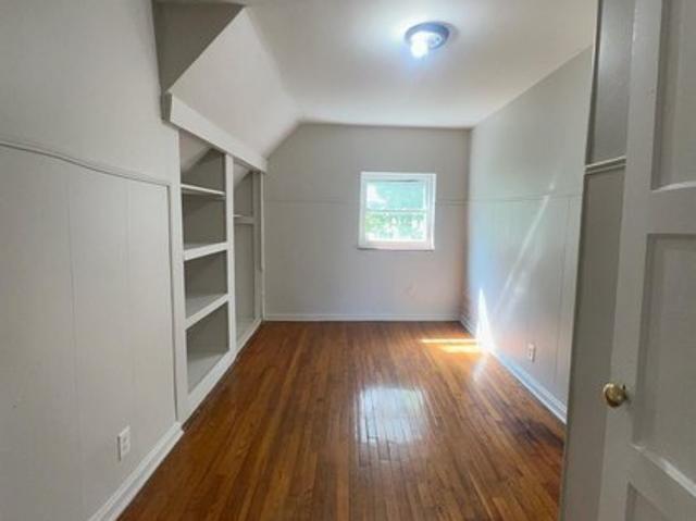 1401 Beech Ave, Cincinnati, OH 45205
