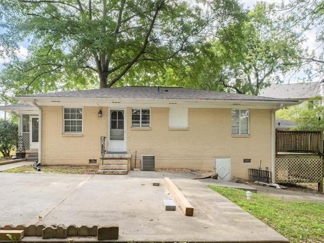 1401 Briarwood Road NE