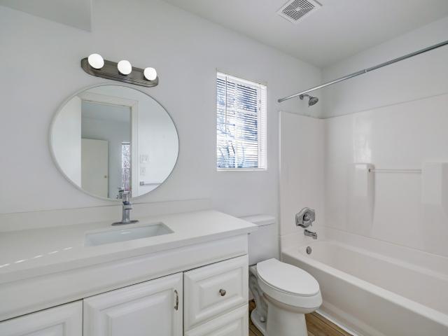 1401 Castle Court 1403 B
