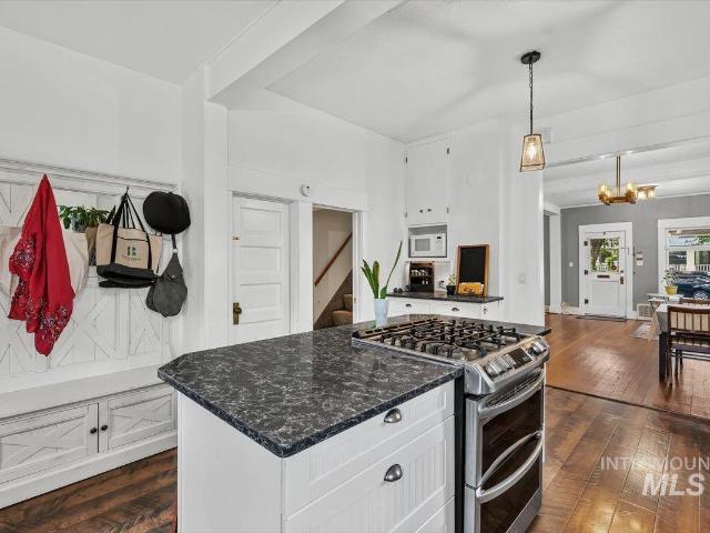 1401 Cleveland Blvd
