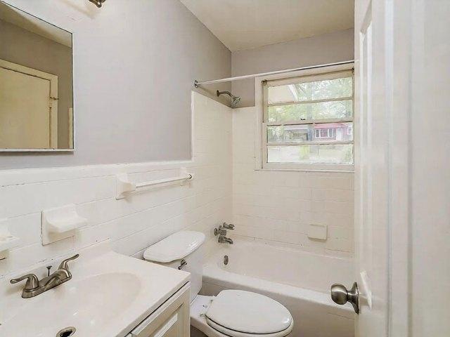 1401 Double Eagle Cir, Belleville, IL 62220