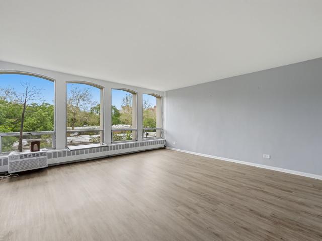 1401 E 55th Street # 307N