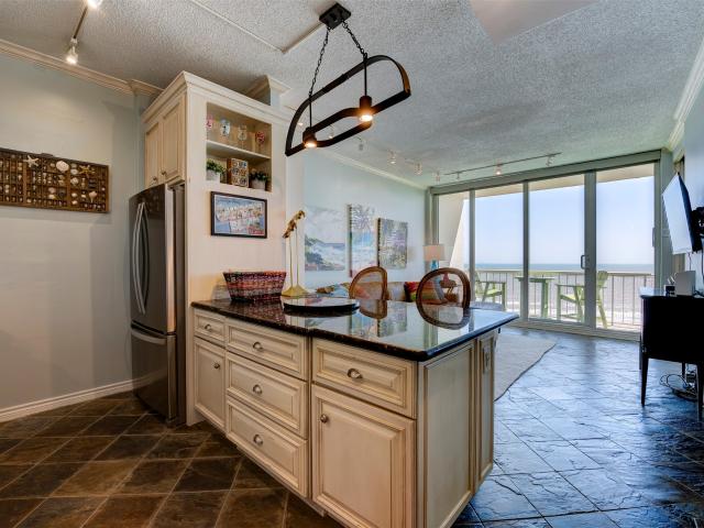 1401 E Beach Drive 1207