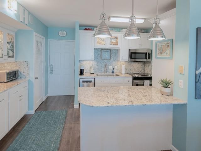 1401 E Beach Drive 703