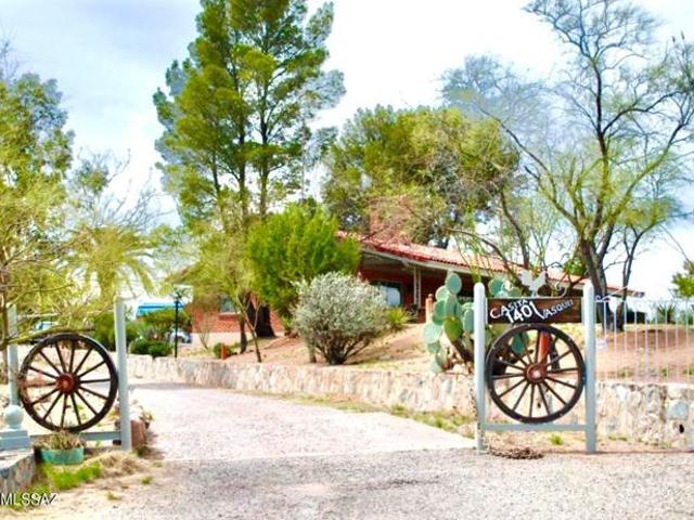 1401 E Beatus Dr, Nogales, AZ 85621