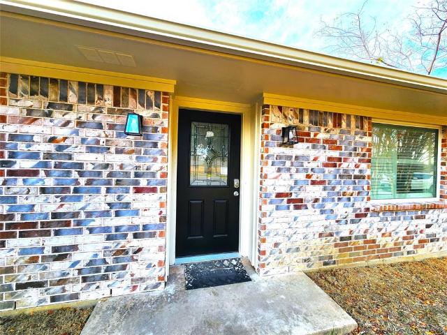 1401 E Sherman Dr, Denton, TX 76209 | MLS #21241