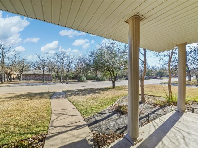 1401 Francis Drive