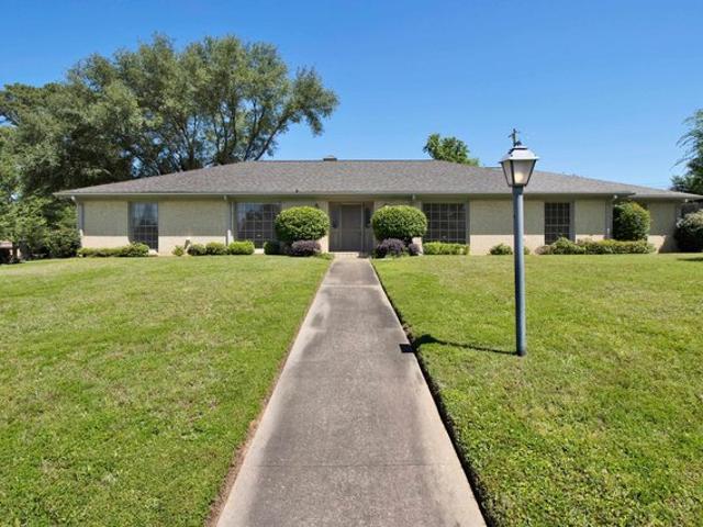 1401 Le Duke Blvd, Longview, TX 75601