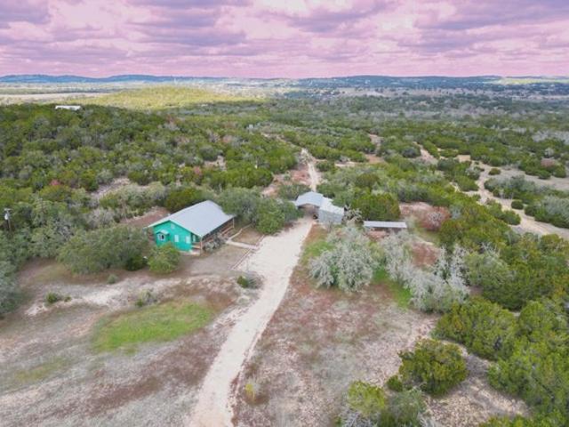 1401 Pursley Rd, Dripping Springs, TX 78620