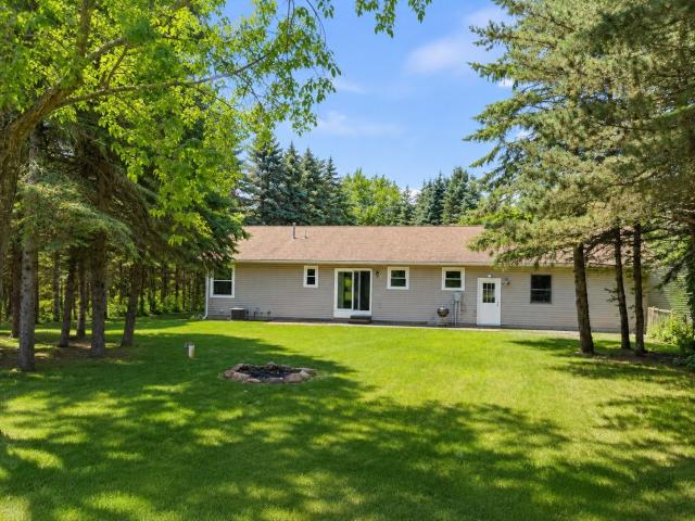 1401 Ryans Pond