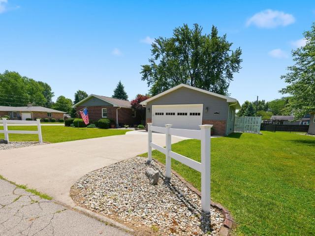 1401 Rivercrest Drive