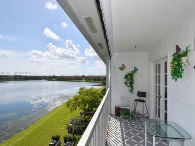 1401 SW 134th Way Unit 402C, Pembroke Pines, FL 33027