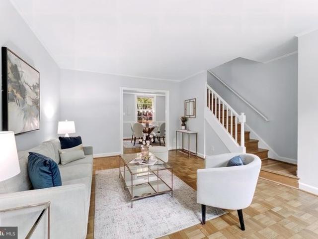 1401 S Edgewood St Apt 498, Arlington, VA 22204