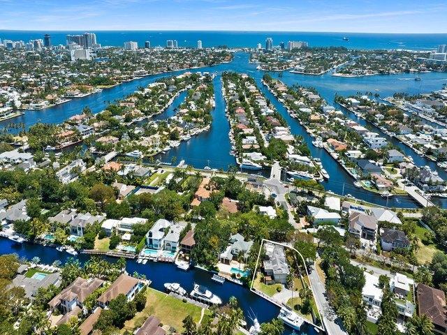 1401 SE 9th St, Fort Lauderdale, FL 33316